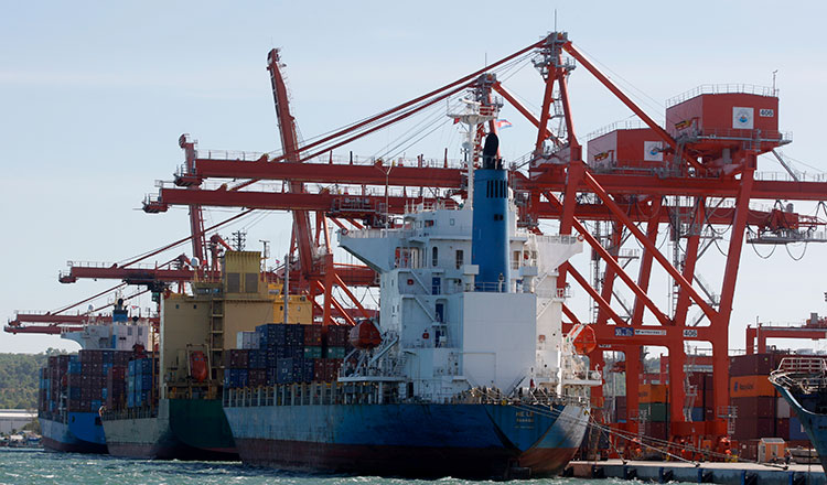 Cambodia’s trade with US, China surges in 10 months | Vietstock